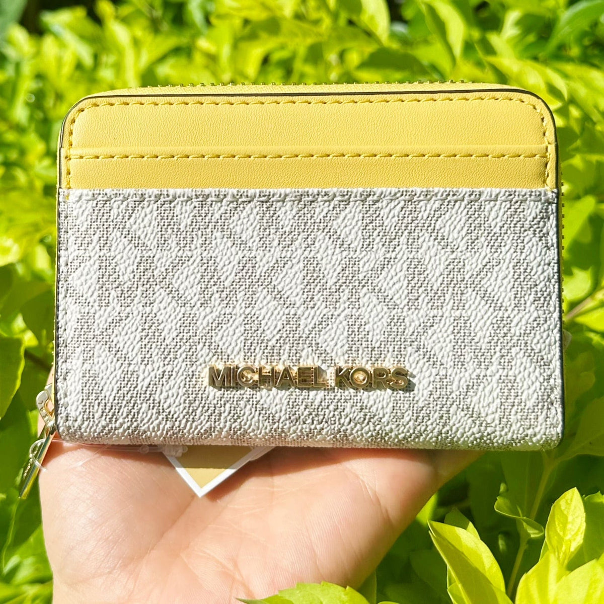 Michael Kors Wallets, Card Holders, Pouches on Sale | Gaby's Bags